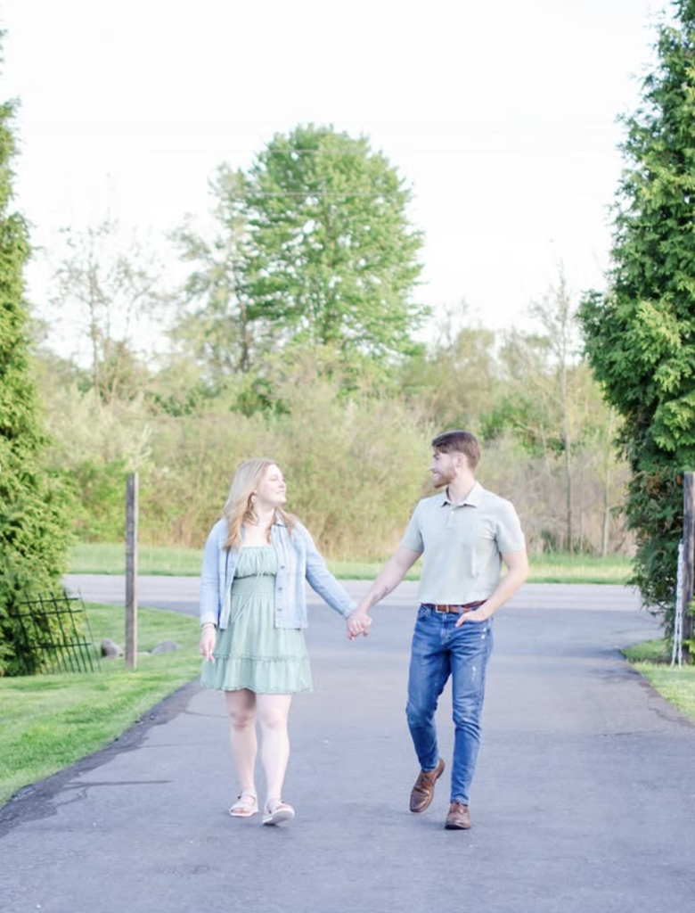 Bayley and Dylan | Fort Wayne engagement photos - Poppie Studios